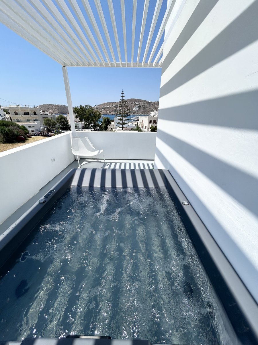 Relux Ios Hotel | Enjoy your stay in Ios island