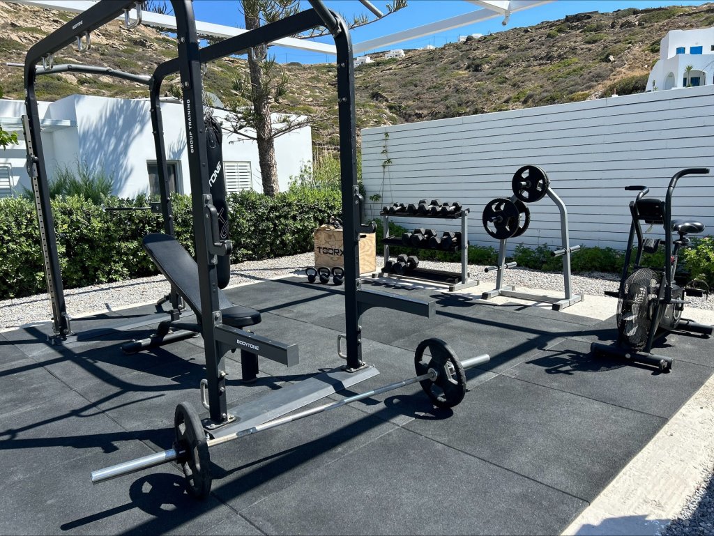 Relux Ios Hotel | Outdoor Gym